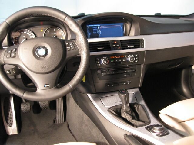 Cockpit Kaufzustand - BMW E90 E91 E92 E93 Forum